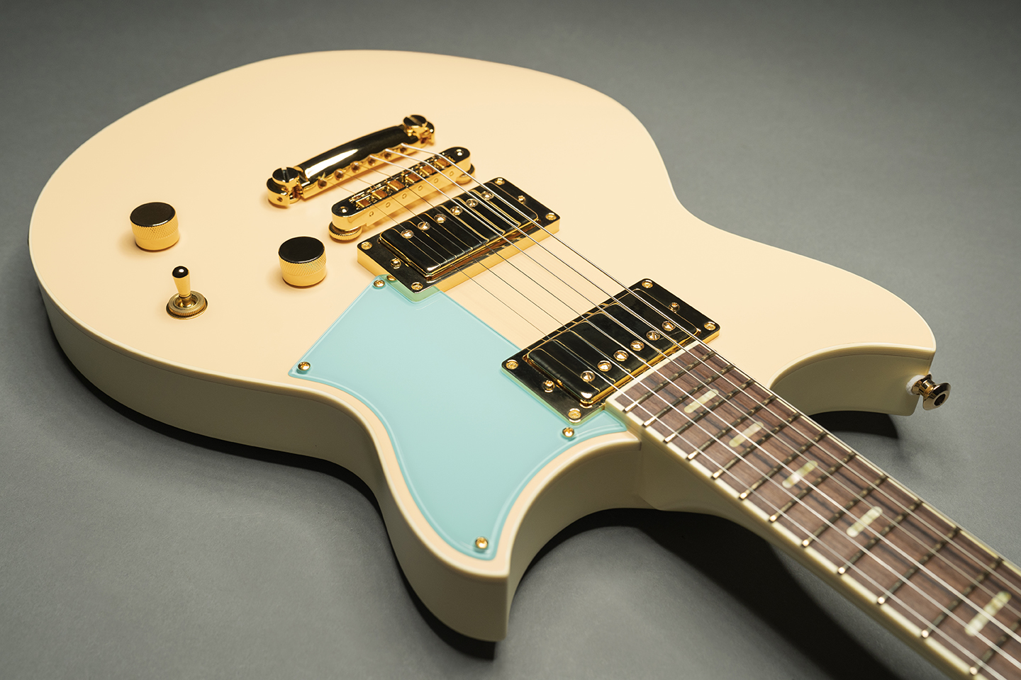 Yamaha Guitar Development | YGD Custom Shop | Steady Holiday Custom Revstar