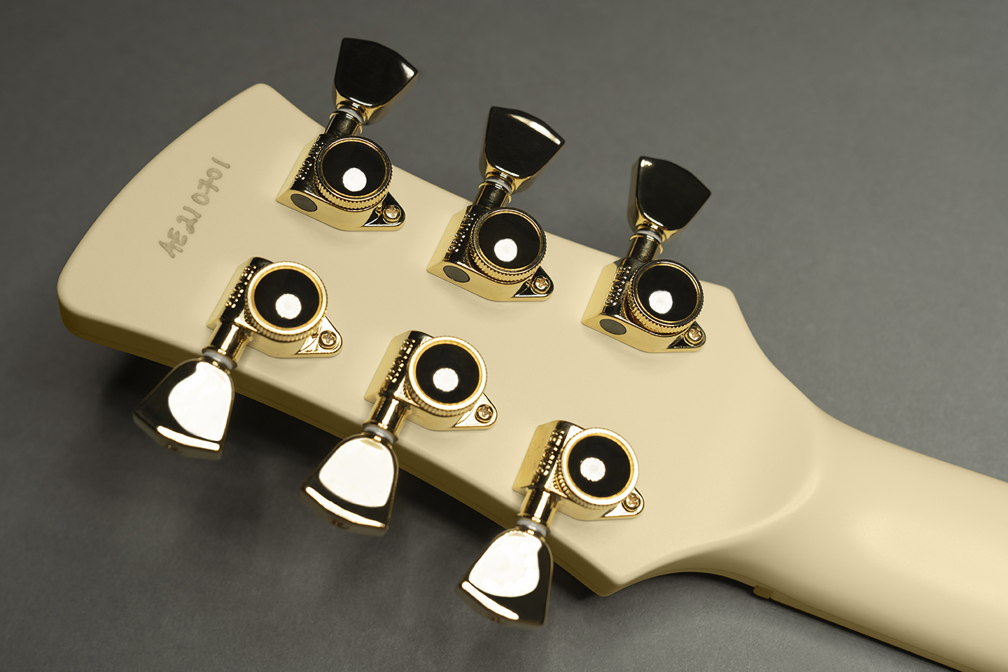 Yamaha Guitar Development | YGD Custom Shop | Steady Holiday Custom Revstar