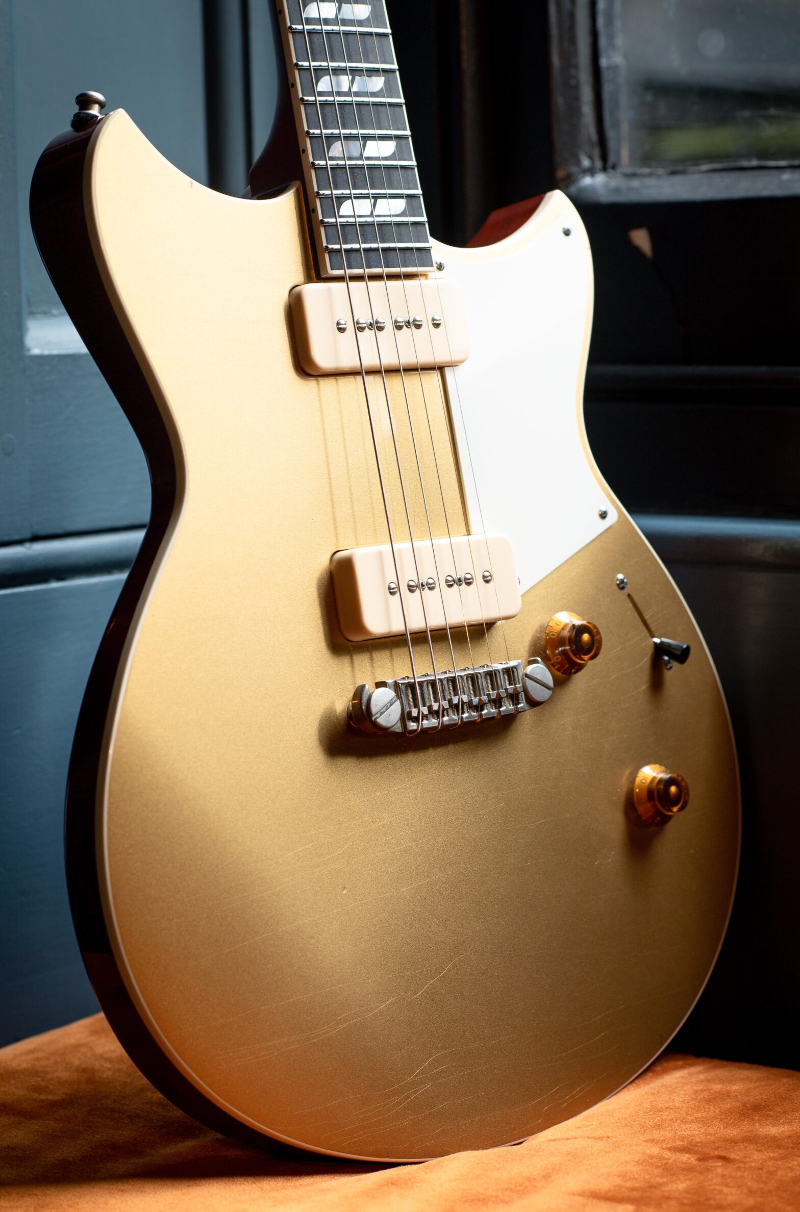 Yamaha Guitar Development | Yamaha Guitar Development Custom Shop ...